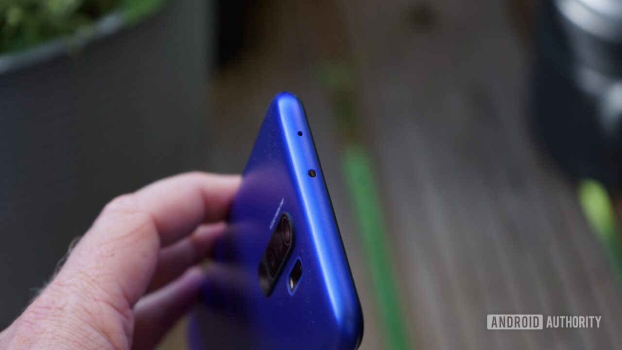Redmi 9 review: Great value or just cheap? (UK sales!) - Android Authority