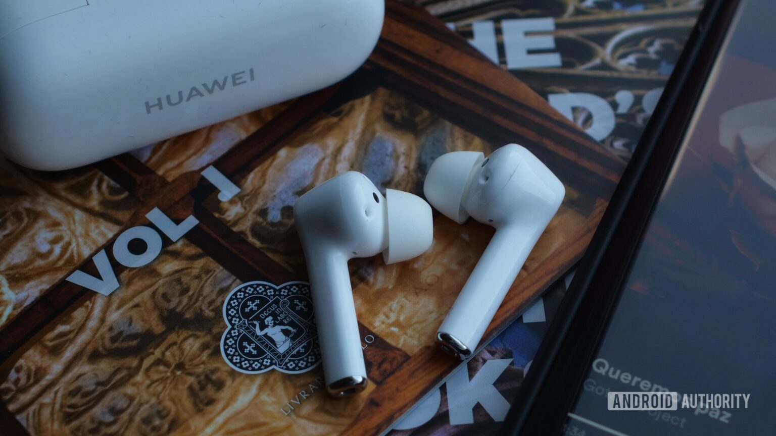 HUAWEI FreeBuds 3i review: Great features on a budget - Android Authority