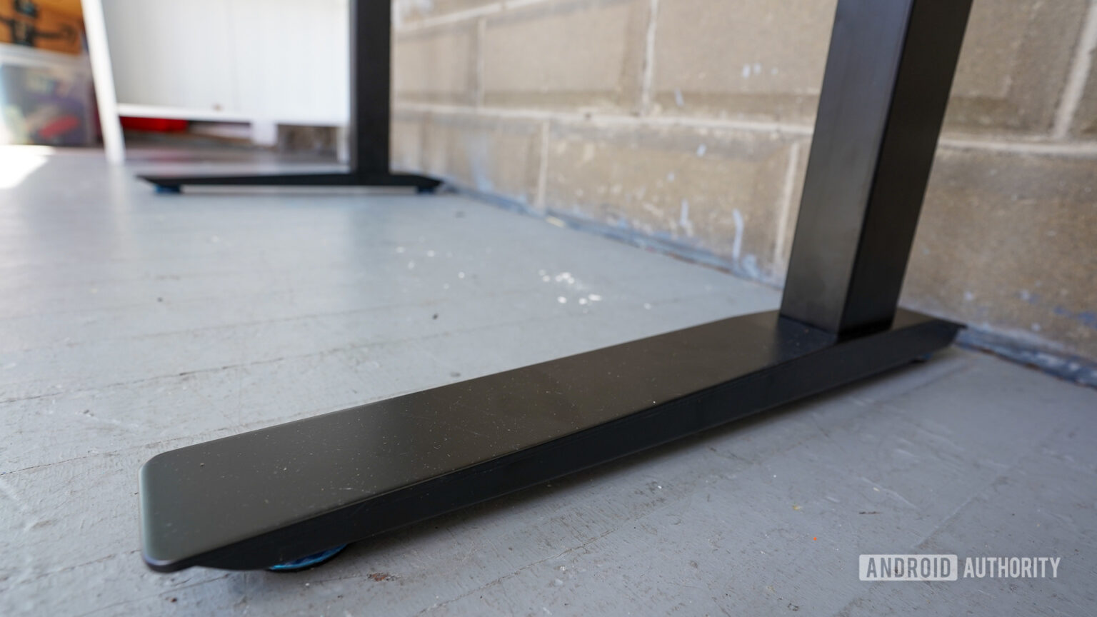 Fully Jarvis standing desk review: A motorized bruiser