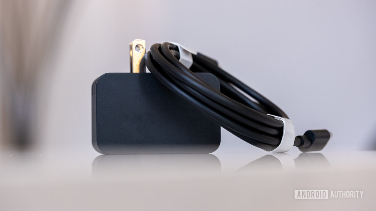 Microsoft Surface Duo unboxing: What do you get for $1,400?