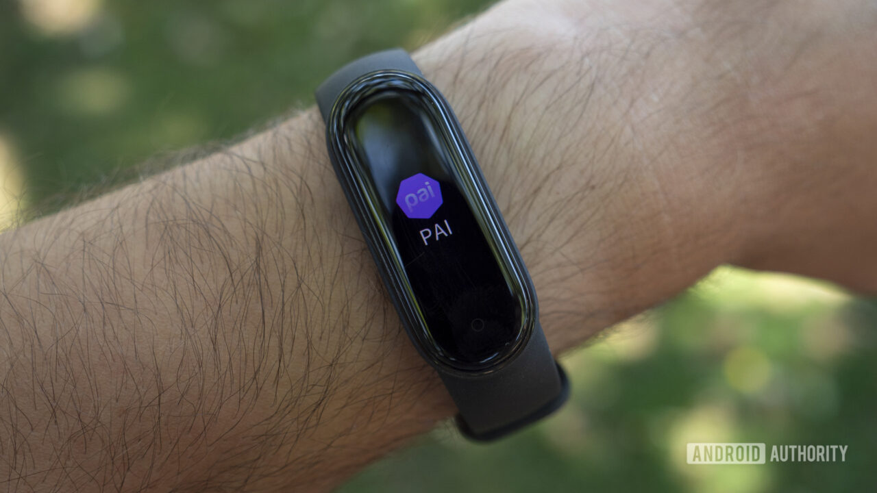 Xiaomi Mi Band 5 review: Taking the fight to Fitbit - Android Authority