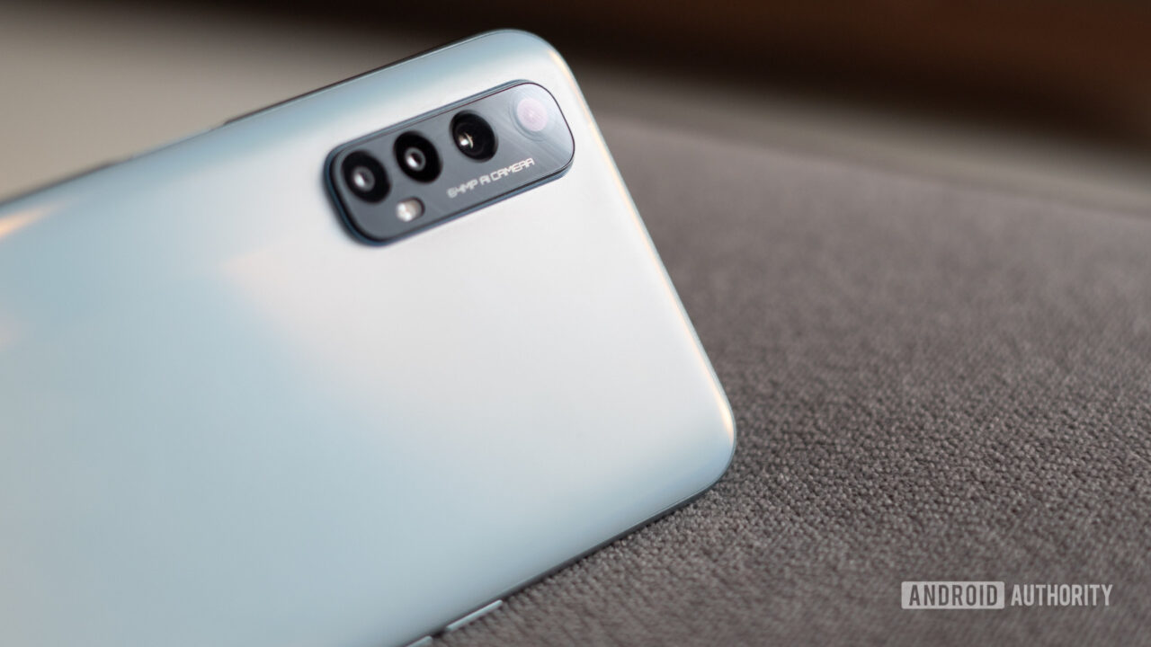 realme 7 hands-on: A small step forward - Android Authority