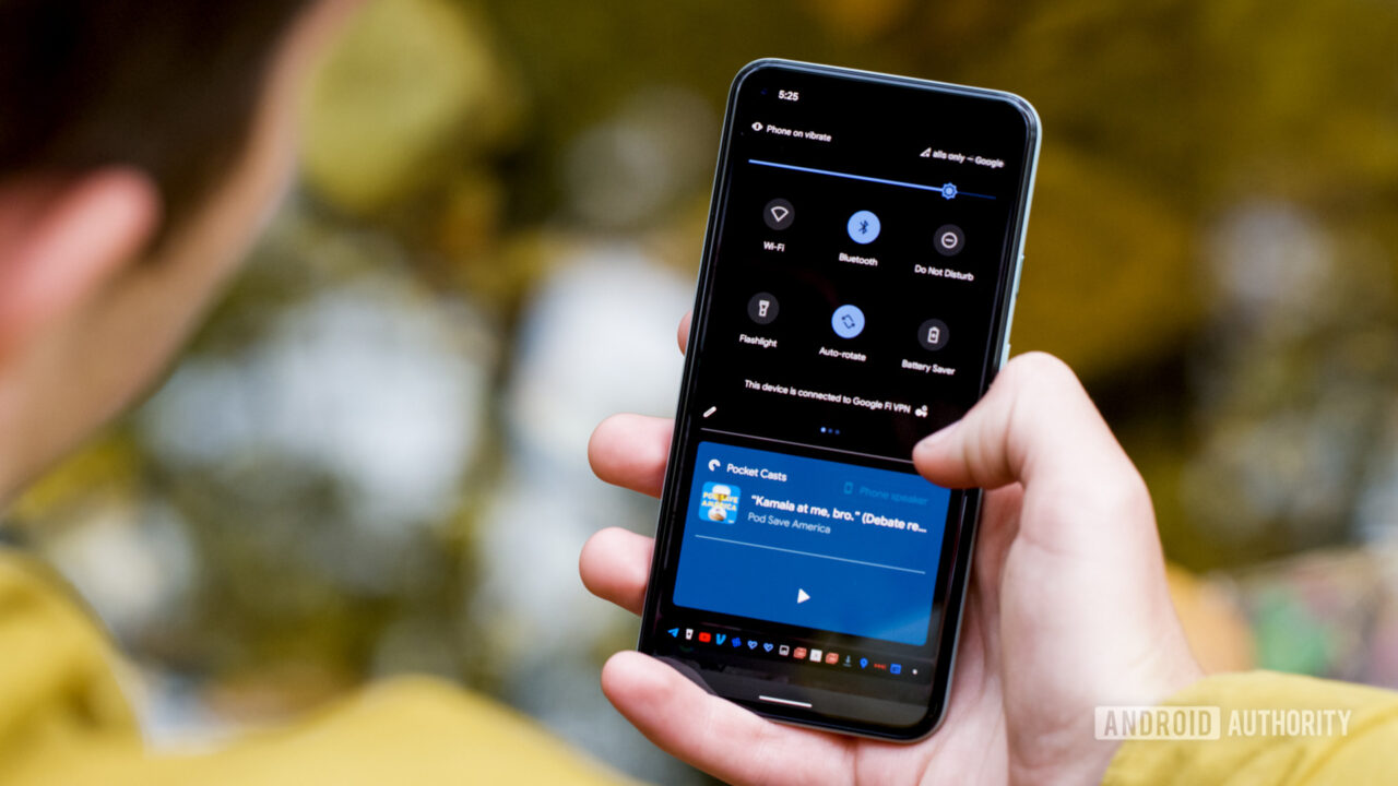 OnePlus 8T vs Google Pixel 5: Which 5G phone should you buy?