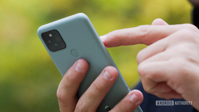 Lock patterns are not safe: Learn how to better protect your phone