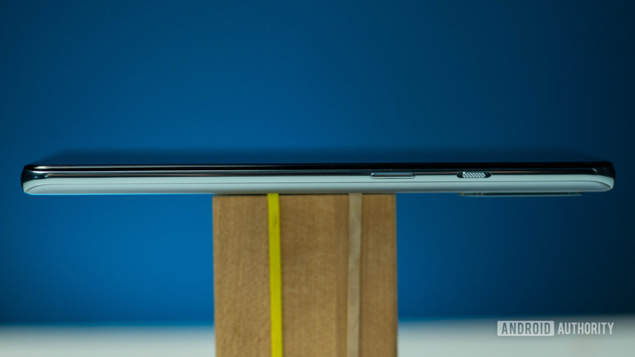 OnePlus 8T review: Not enough to stand out - Android Authority