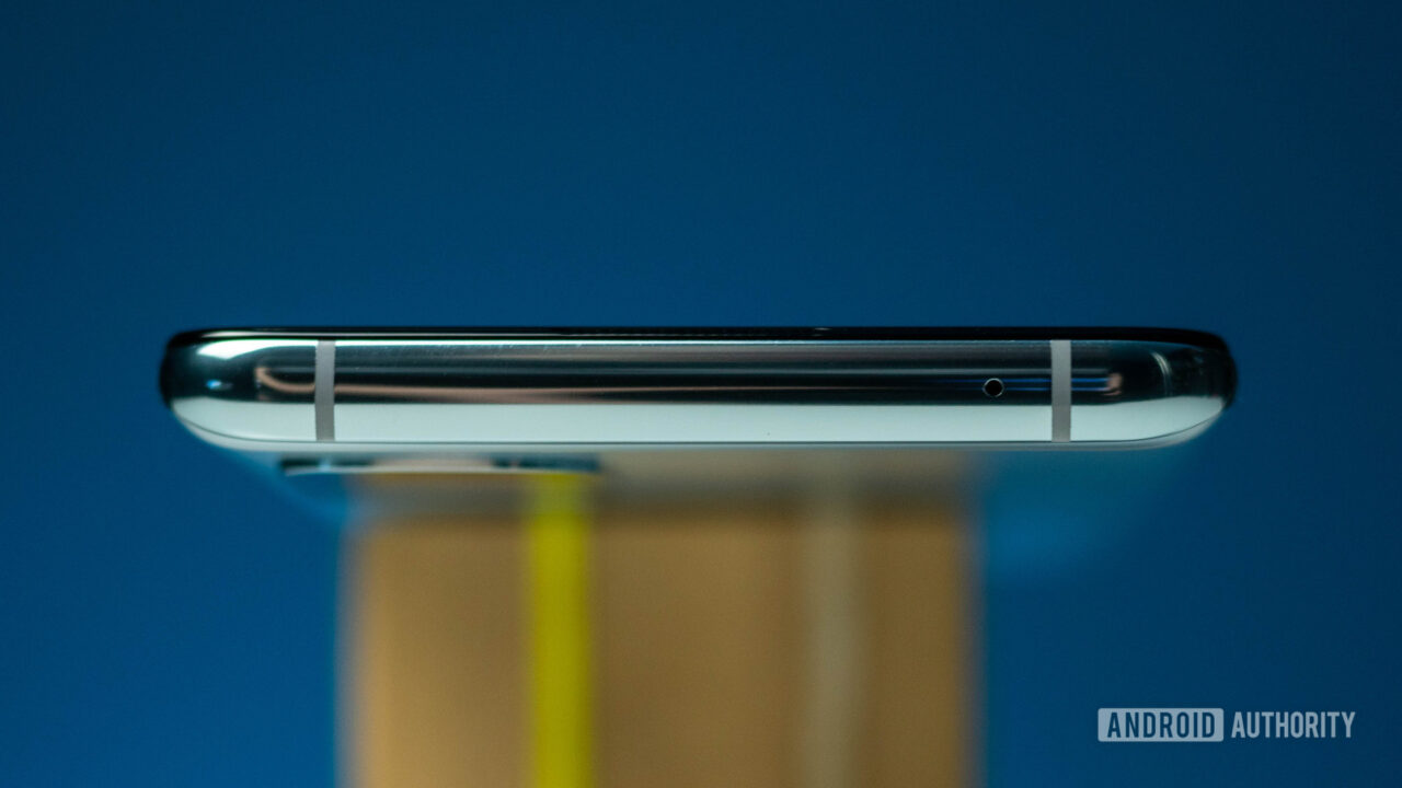 OnePlus 8T review: Not enough to stand out - Android Authority