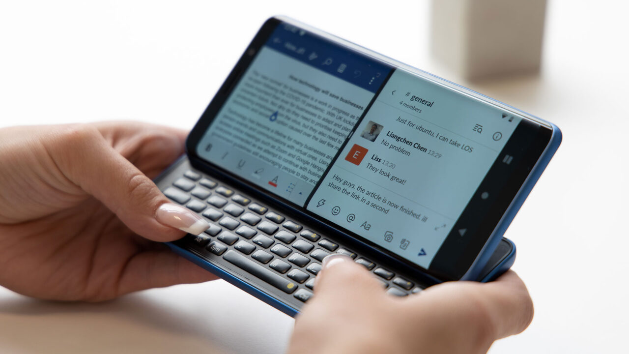 This keyboard phone runs three operating systems, including Android ...