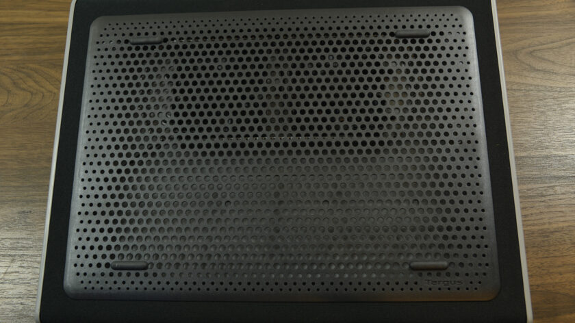 Targus Chill Mat laptop cooler review - Android Authority