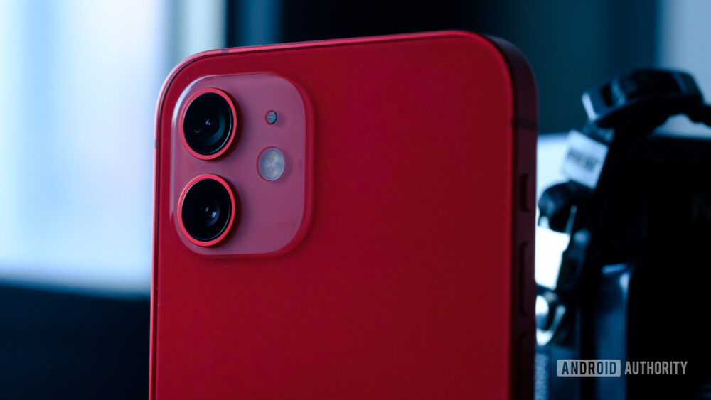 It's high time that all iPhones had zoom cameras - Android Authority
