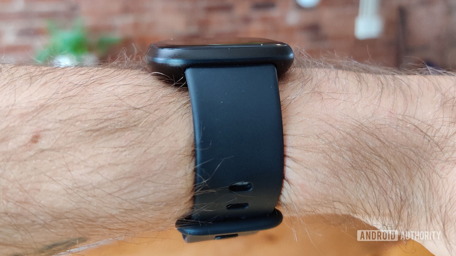 Fitbit Versa 3 review: A good watch with some value - Android Authority