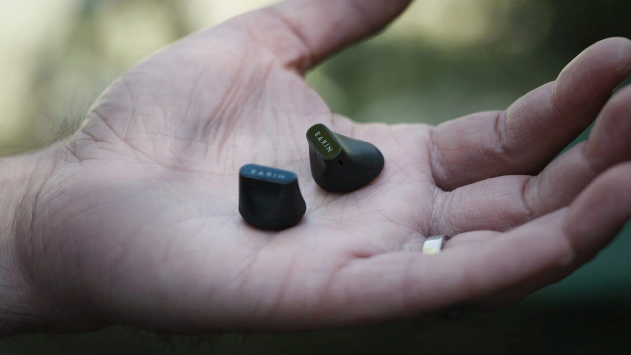 The Earin A-3 feature a unique unsealed design - Android Authority