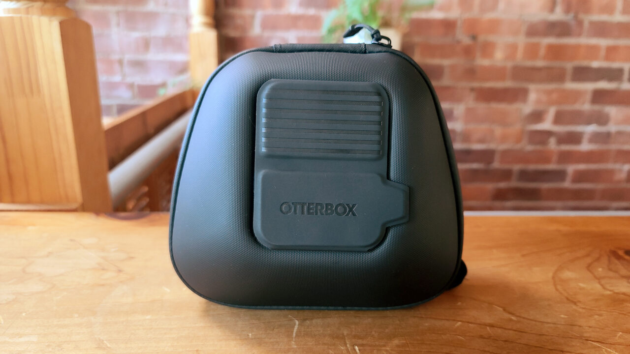New OtterBox Gaming line includes Xbox controller phone clips