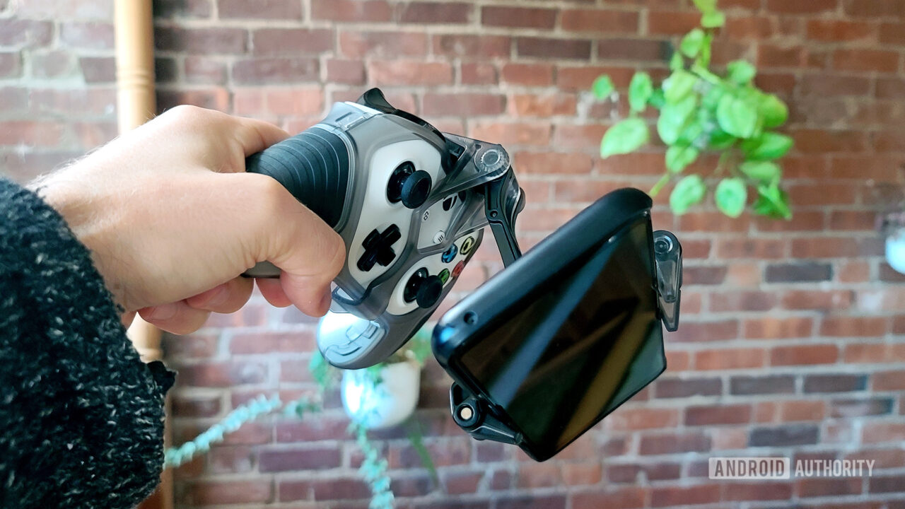 New OtterBox Gaming line includes Xbox controller phone clips
