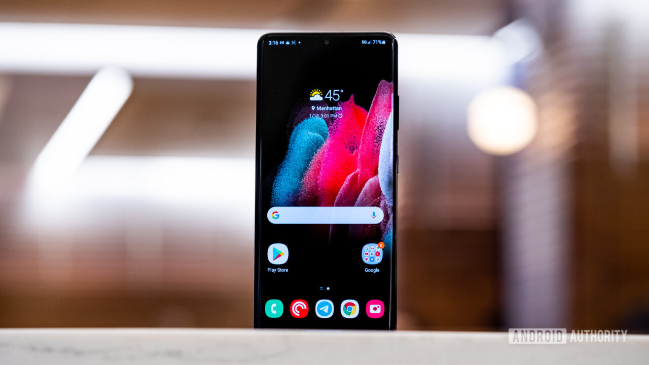 The Samsung Galaxy S21 Ultra finally lives up to its moniker