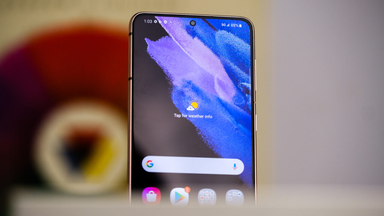 Samsung Galaxy S21 review: Its value is its strength - Android Authority