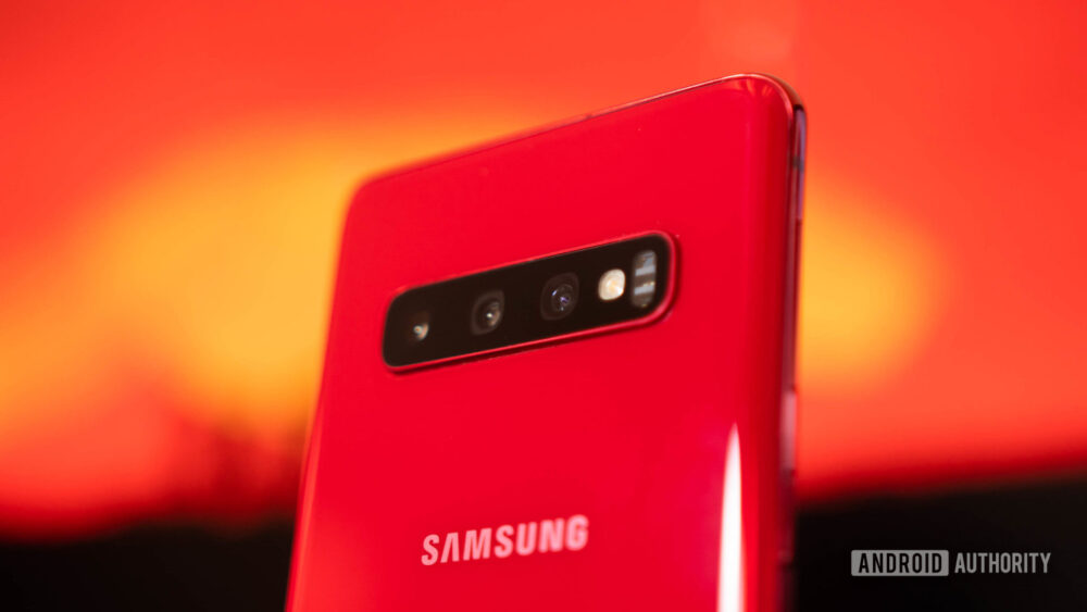 Samsung confirms bootloop issue on older Galaxy phones, and here's how to fix it - Android Authority