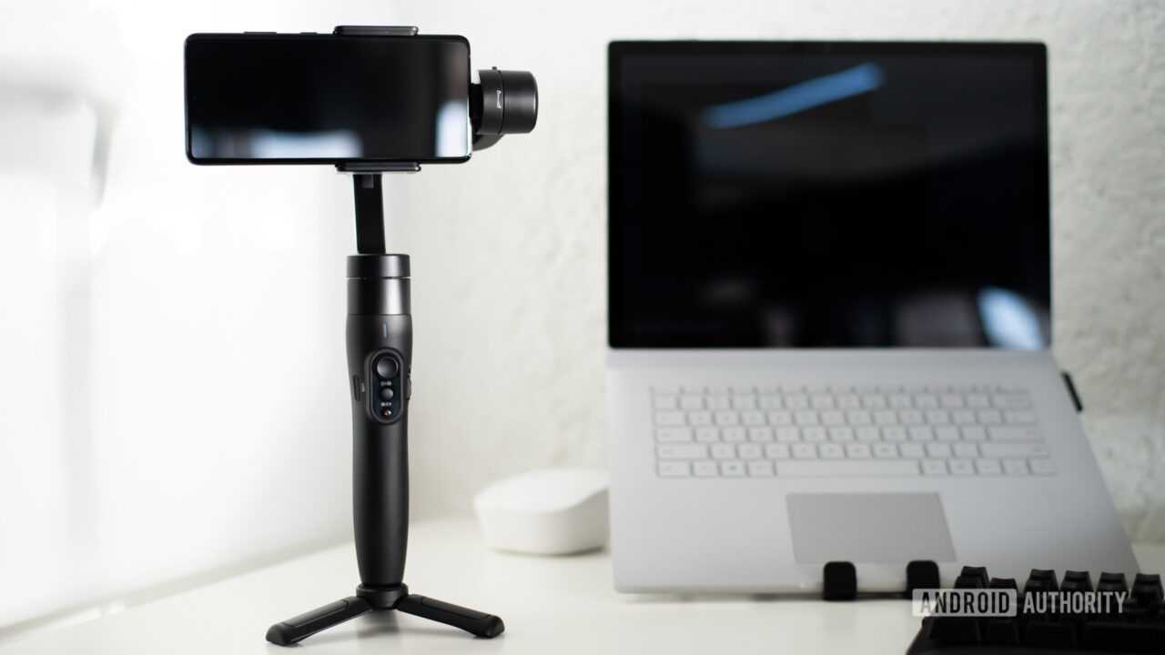 Feiyutech Vimble 2S review: Is it the best selfie stabilizer?