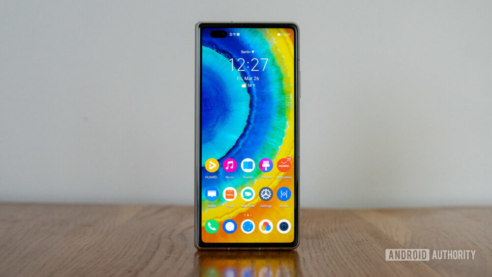 HUAWEI Mate X2 review: Tainted love - Android Authority