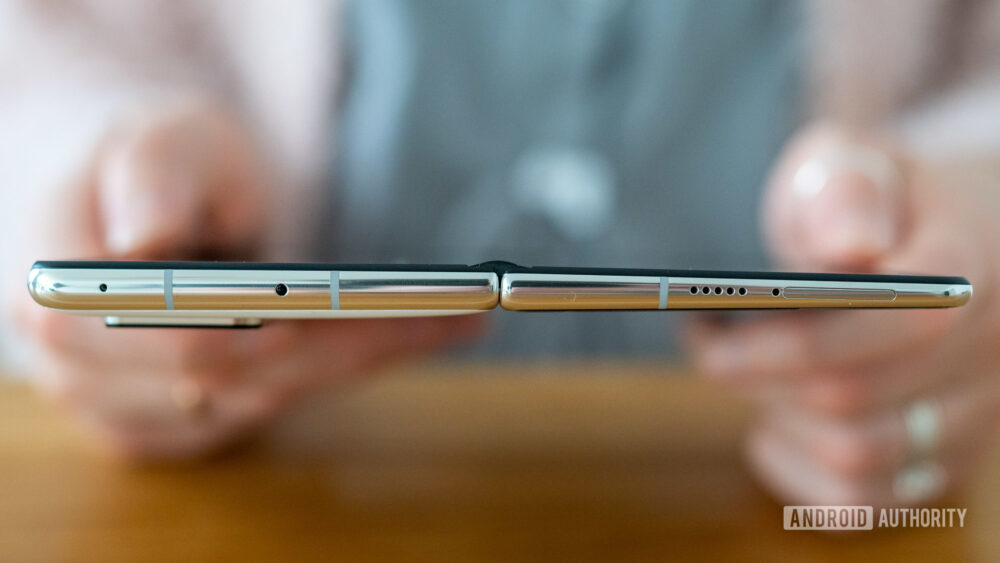 HUAWEI Mate X2 review: Tainted love - Android Authority