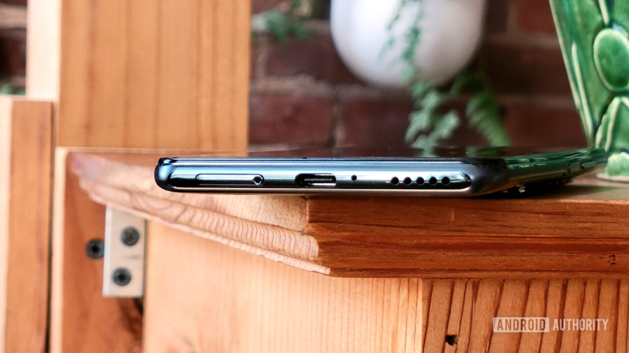 POCO F3 review: Great hardware let down by sub-par software