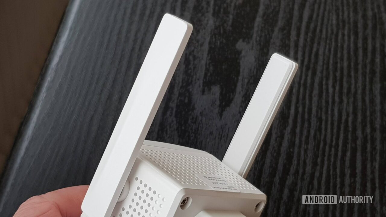 Wi-Fi range extenders: What are they and how do they work?