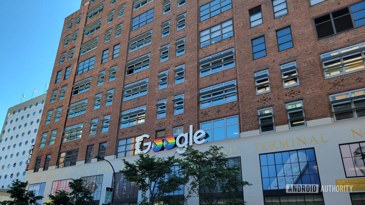 Does the new Google Store in New York City matter?
