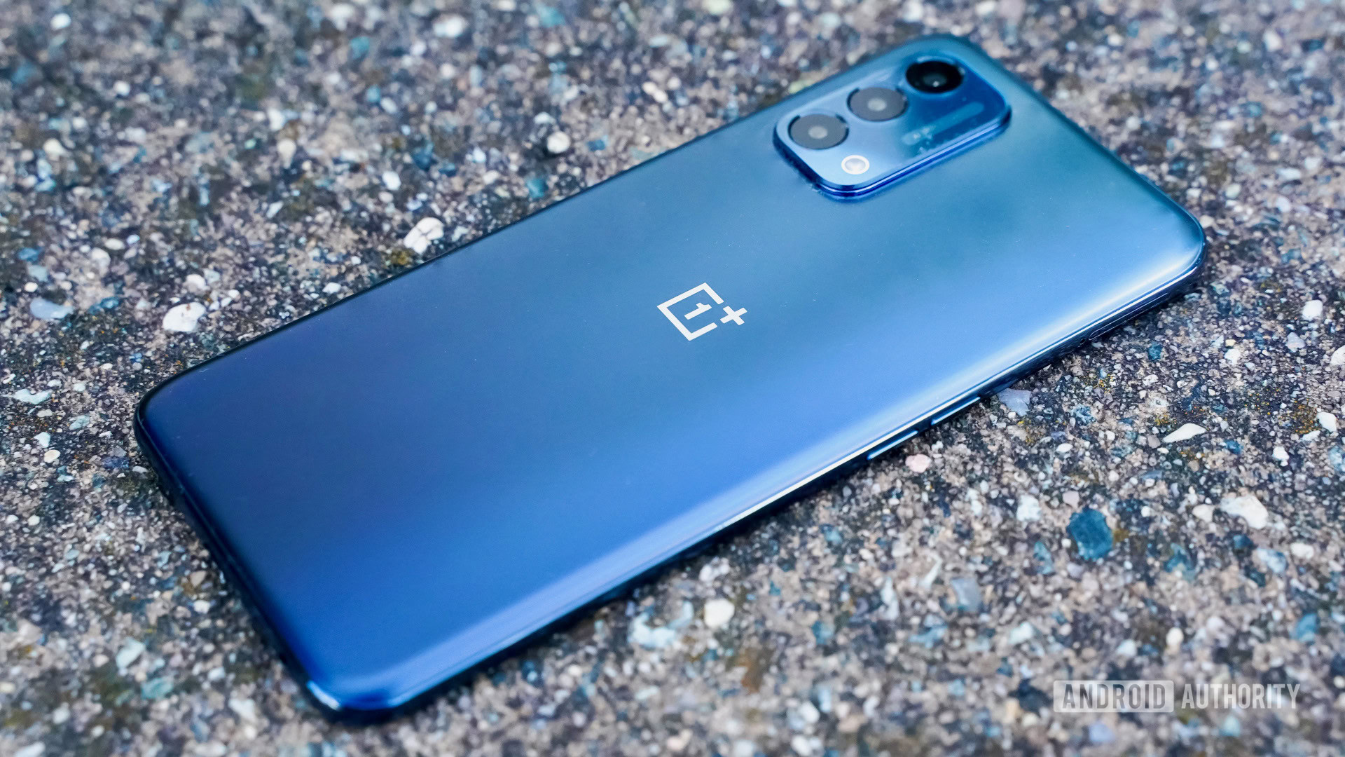 OnePlus Stopped Chasing Enthusiasts And It Seems To Be Paying Off OnePlus Stopped Chasing Enthusiasts And It Seems To Be Paying Off