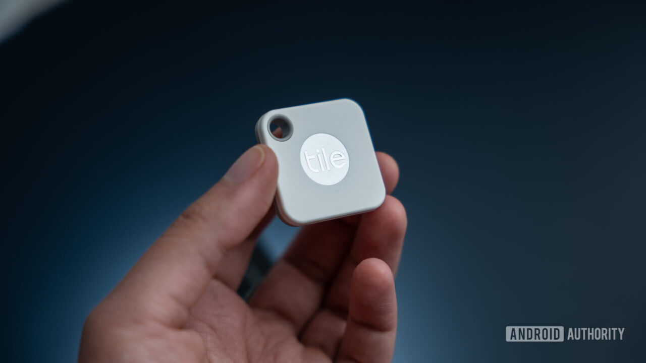 Tile Mate review: The original AirTag alternative - Android Authority