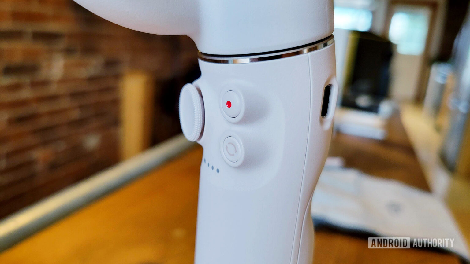 DJI OM 5 review: A great gimbal at a high price - Android Authority