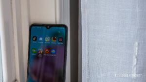 LG Reflect review: The K51's evil twin - Android Authority