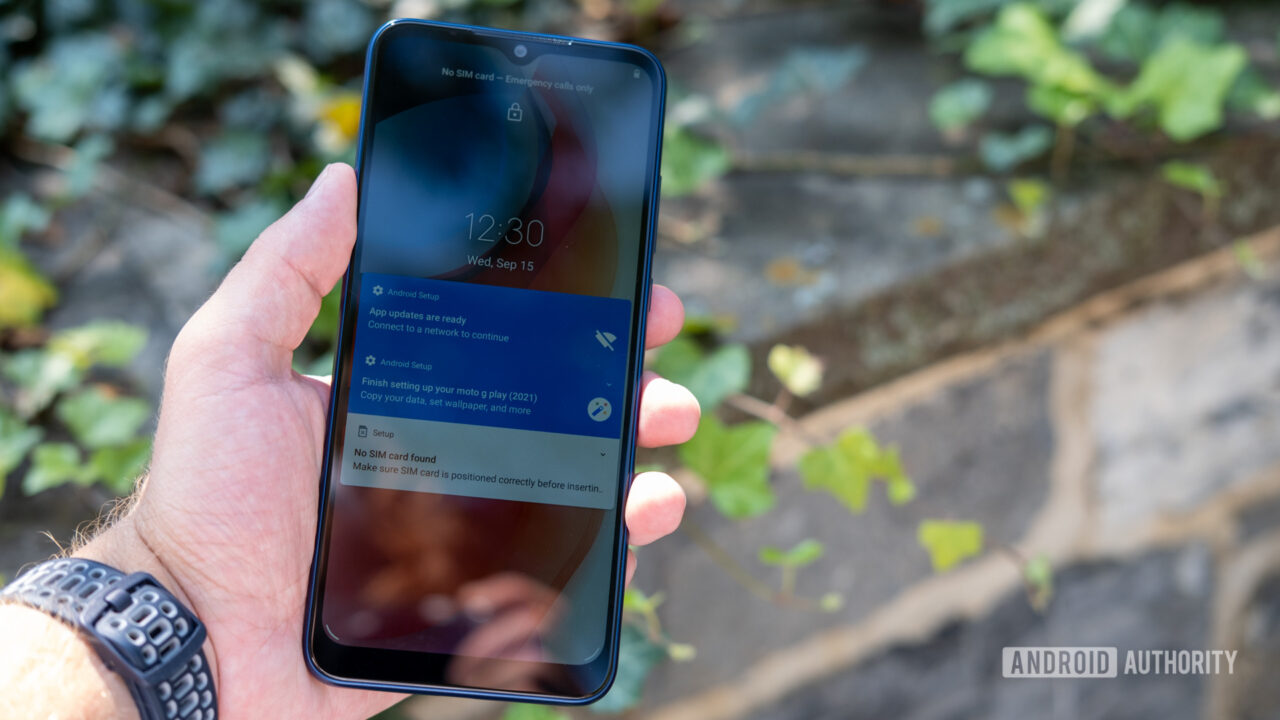 Motorola Moto G Play (2021) review: Near-stock Android at a low price