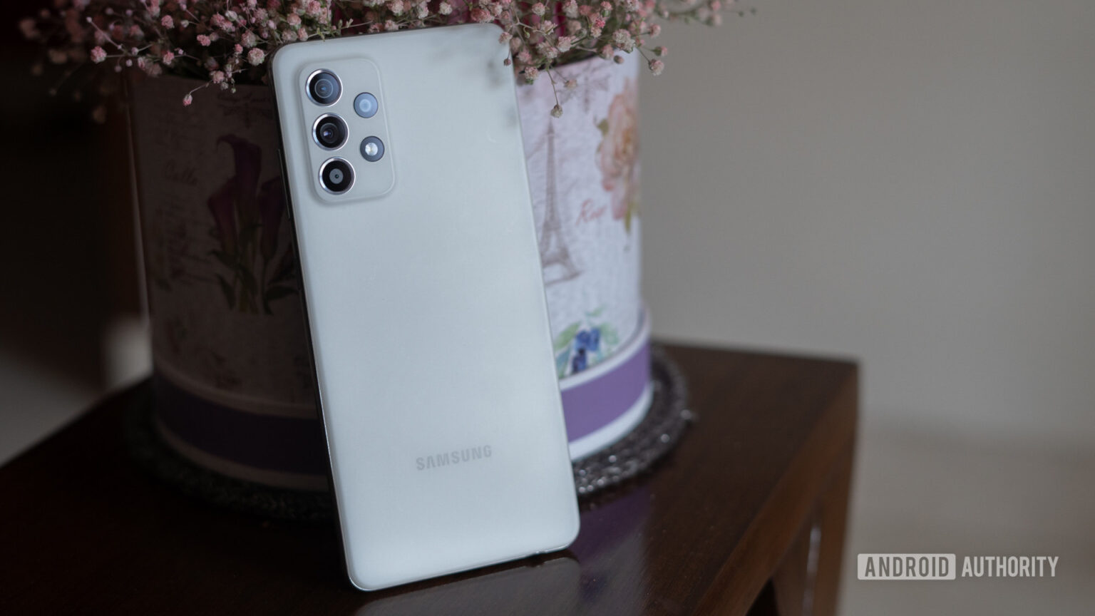 Samsung Galaxy A52s 5G review: Jack of all trades - Android Authority