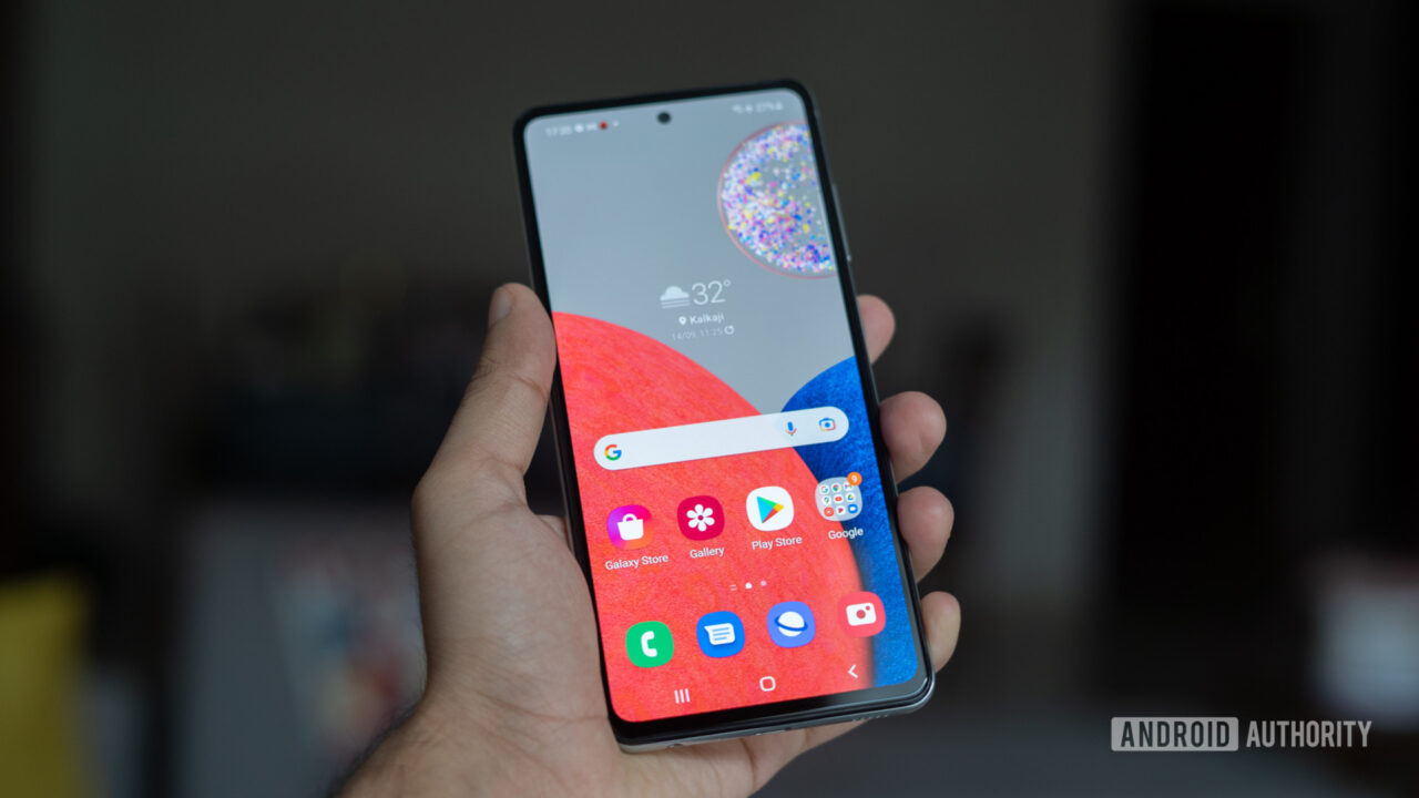Samsung Galaxy A52s 5G review: Jack of all trades - Android Authority