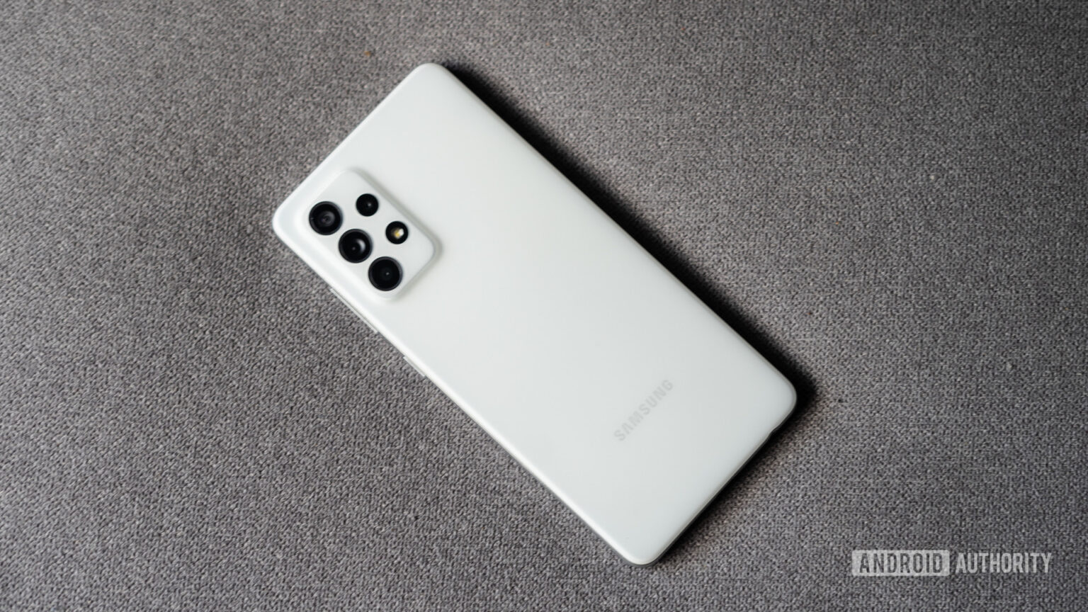 Samsung Galaxy A52s 5G review: Jack of all trades - Android Authority
