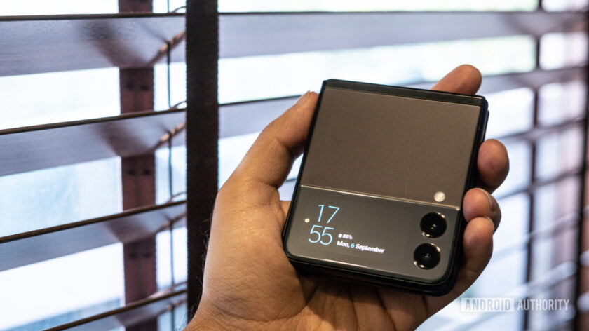 Samsung Galaxy Z Flip 3 problems and how to fix them - Android Authority