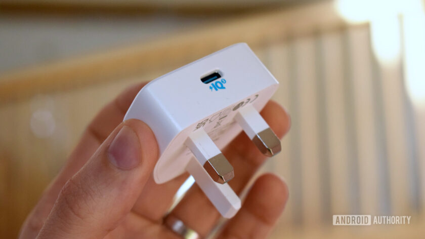 Anker PowerPort III Nano review: Micro power - Android Authority