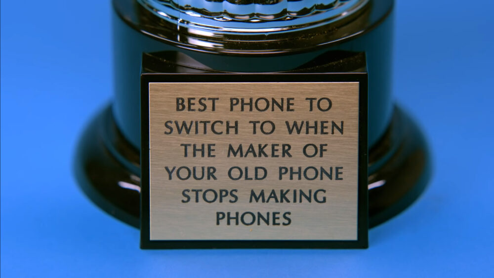 Google takes a cheeky jab at LG with new Pixel 6 ad - Android Authority