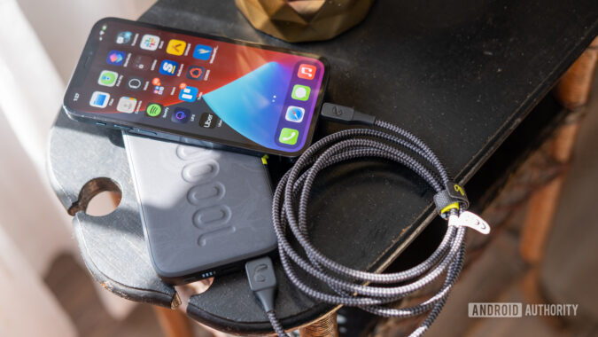 The fast-charging wars are over. Now it's time to fix USB-C - Android ...