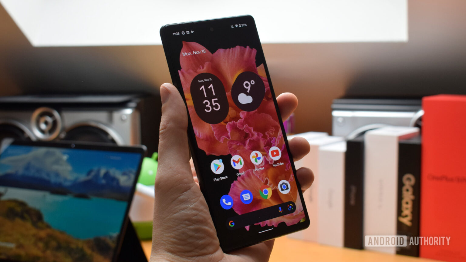 How to take screenshots on Android devices - Android Authority