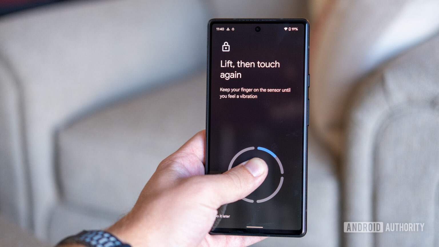 Google Pixel 6 fingerprint scanner: How bad is it? - Android Authority