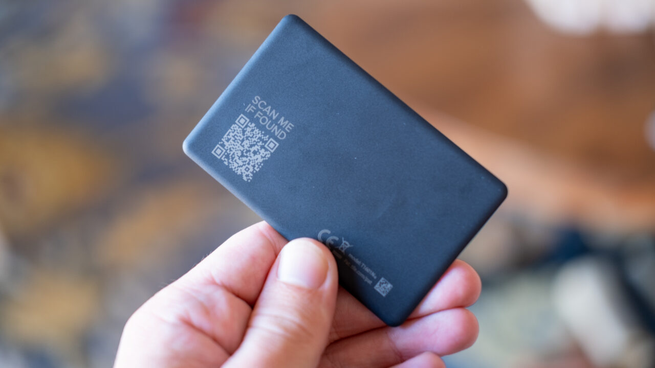 Tile Slim (2022) review: Real slim, not so shady? - Android Authority