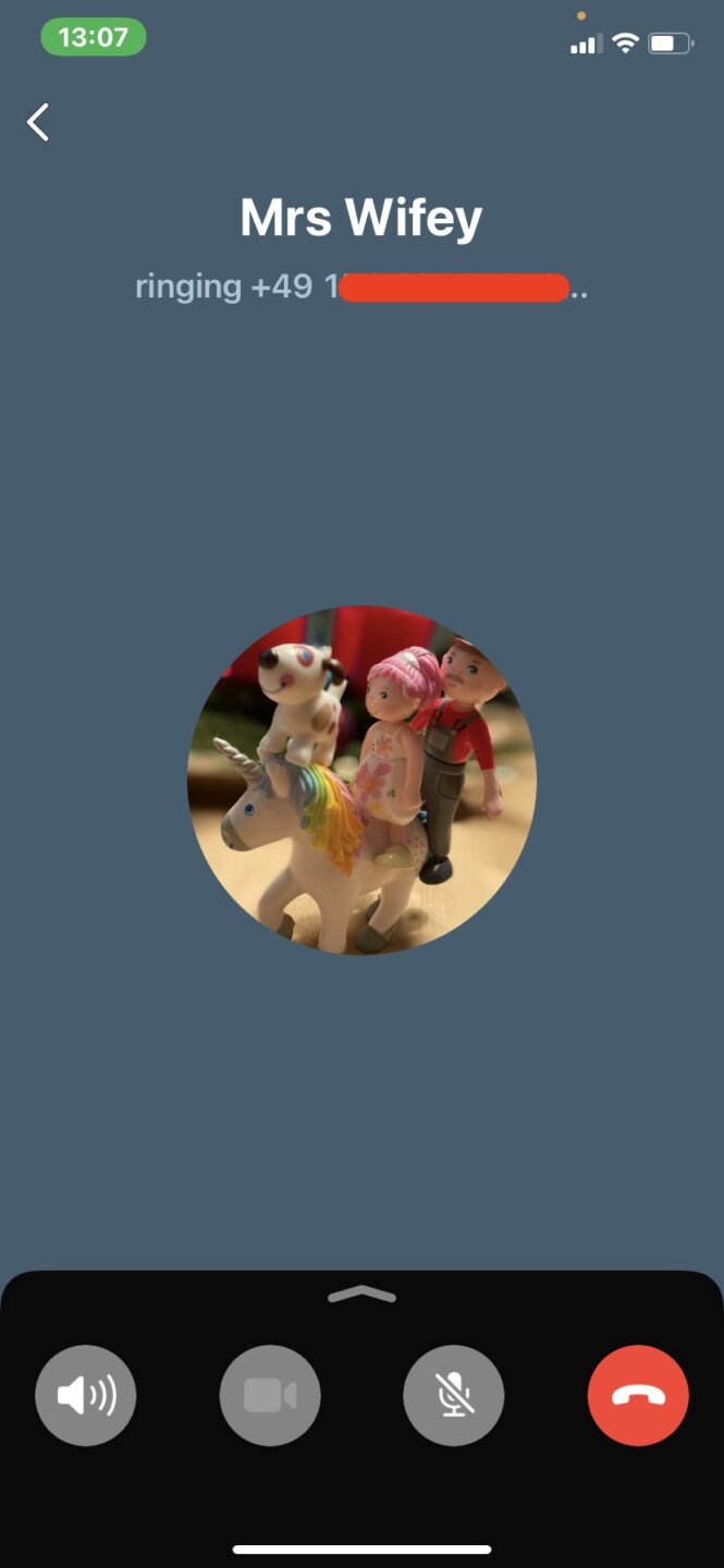 How to make a free international call using WhatsApp - Android Authority