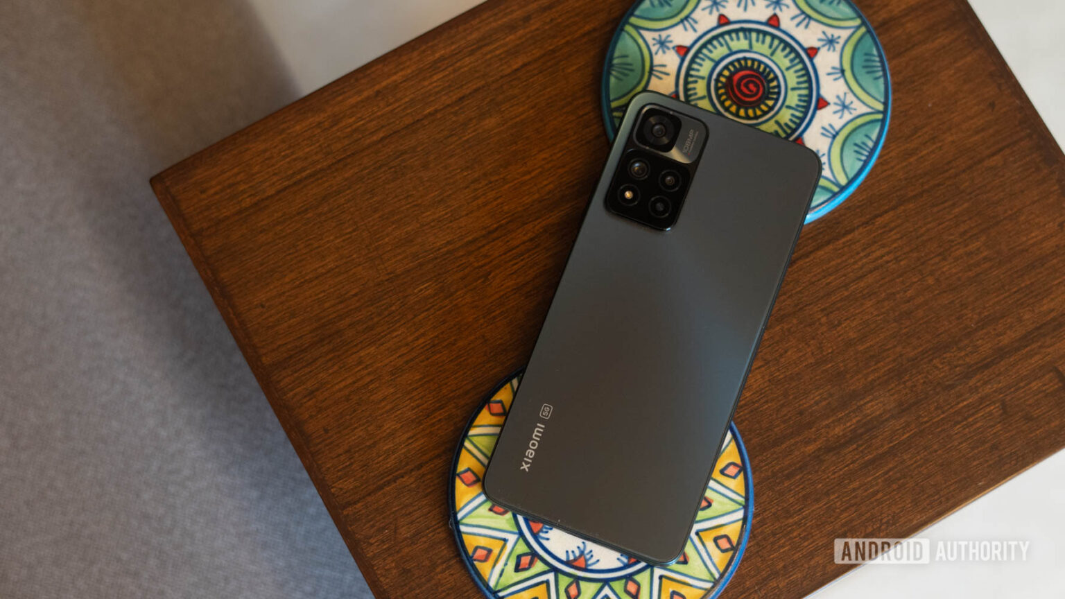 Xiaomi 11i HyperCharge review: 120W charging on the cheap