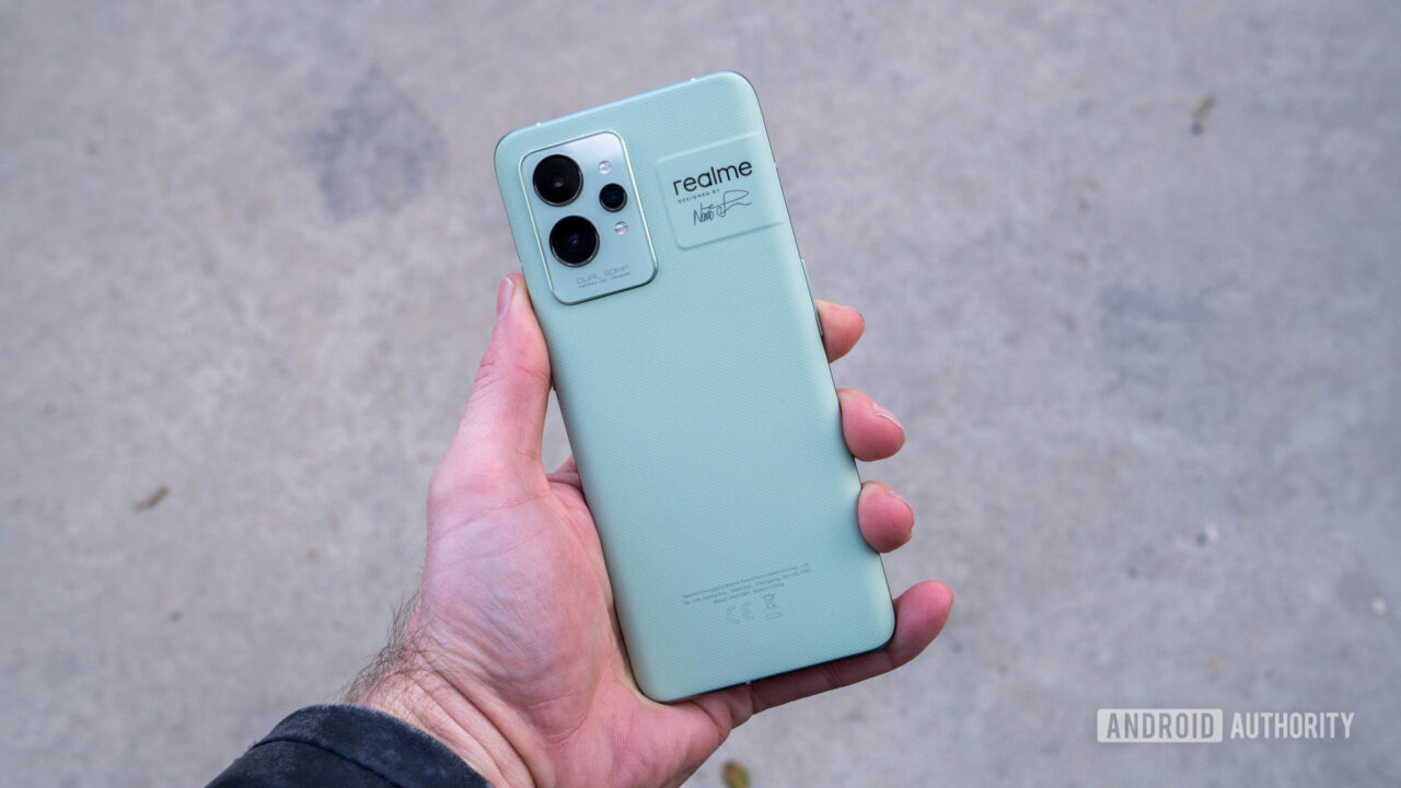 Android 14 update tracker: When will your phone get it? - Android Authority