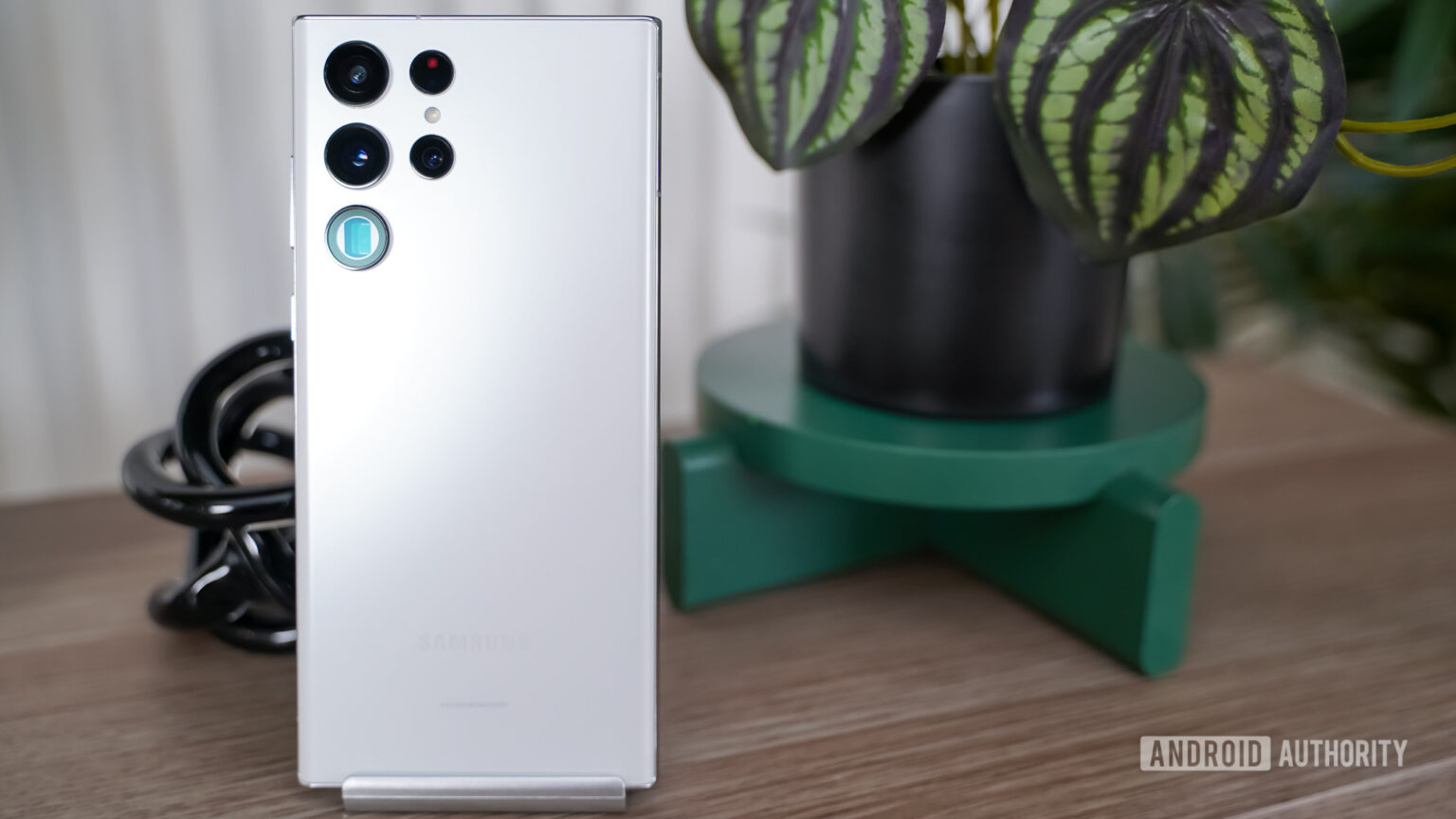 Samsung Galaxy S22 colors: Here's every version available in the series