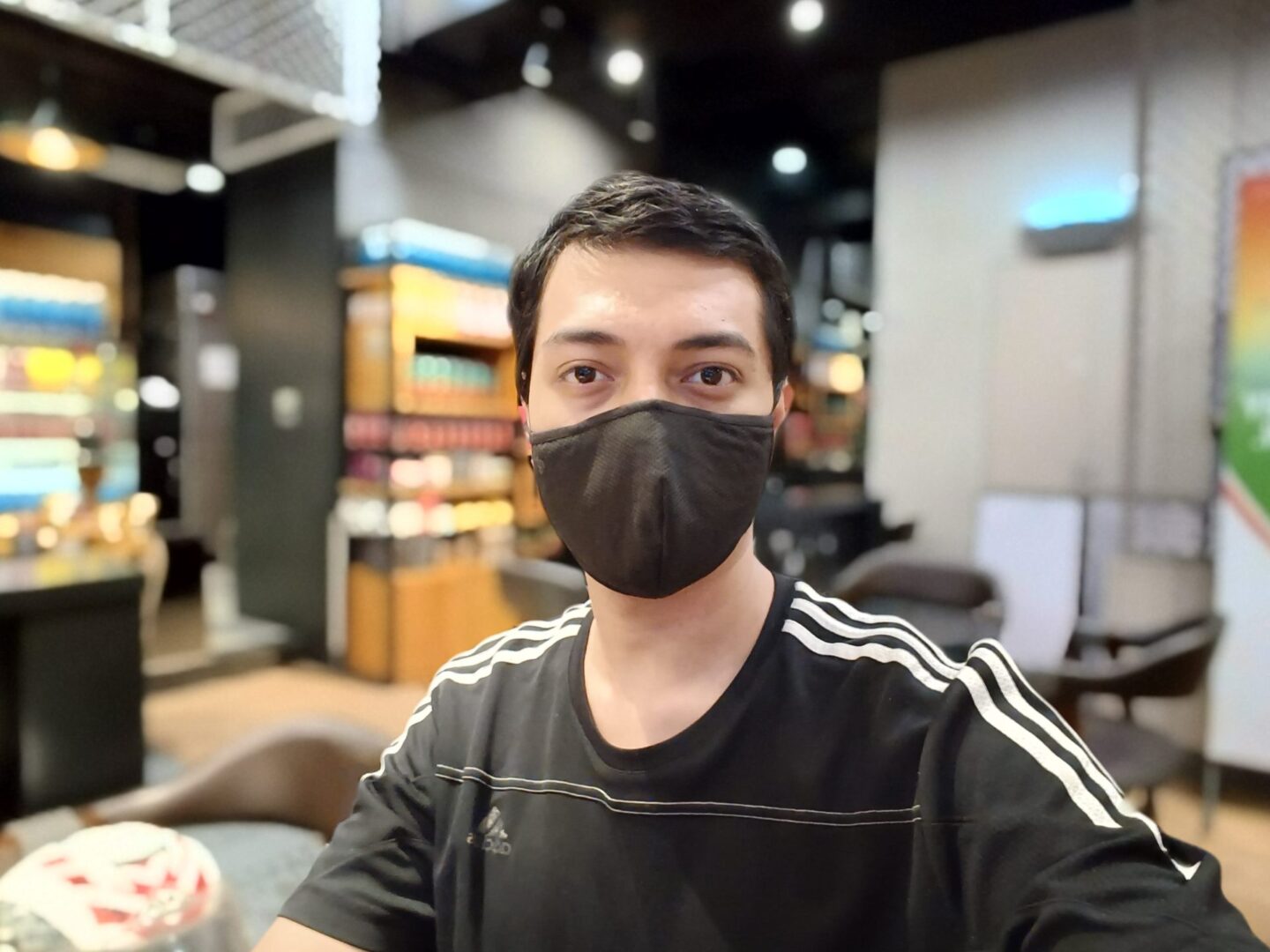 OPPO Reno 7 Pro review: Stylish design, questionable value