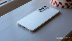 Samsung Galaxy S22 review: The best, in a small package