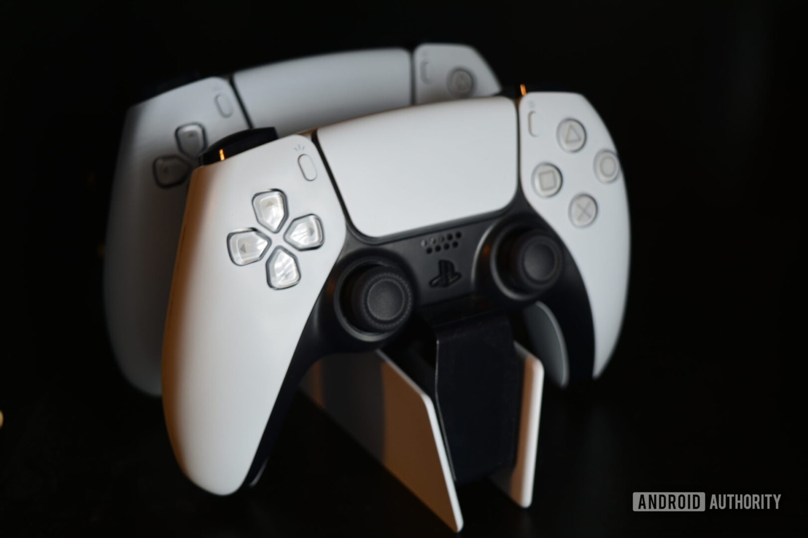 How to charge your PS5 controller - Android Authority