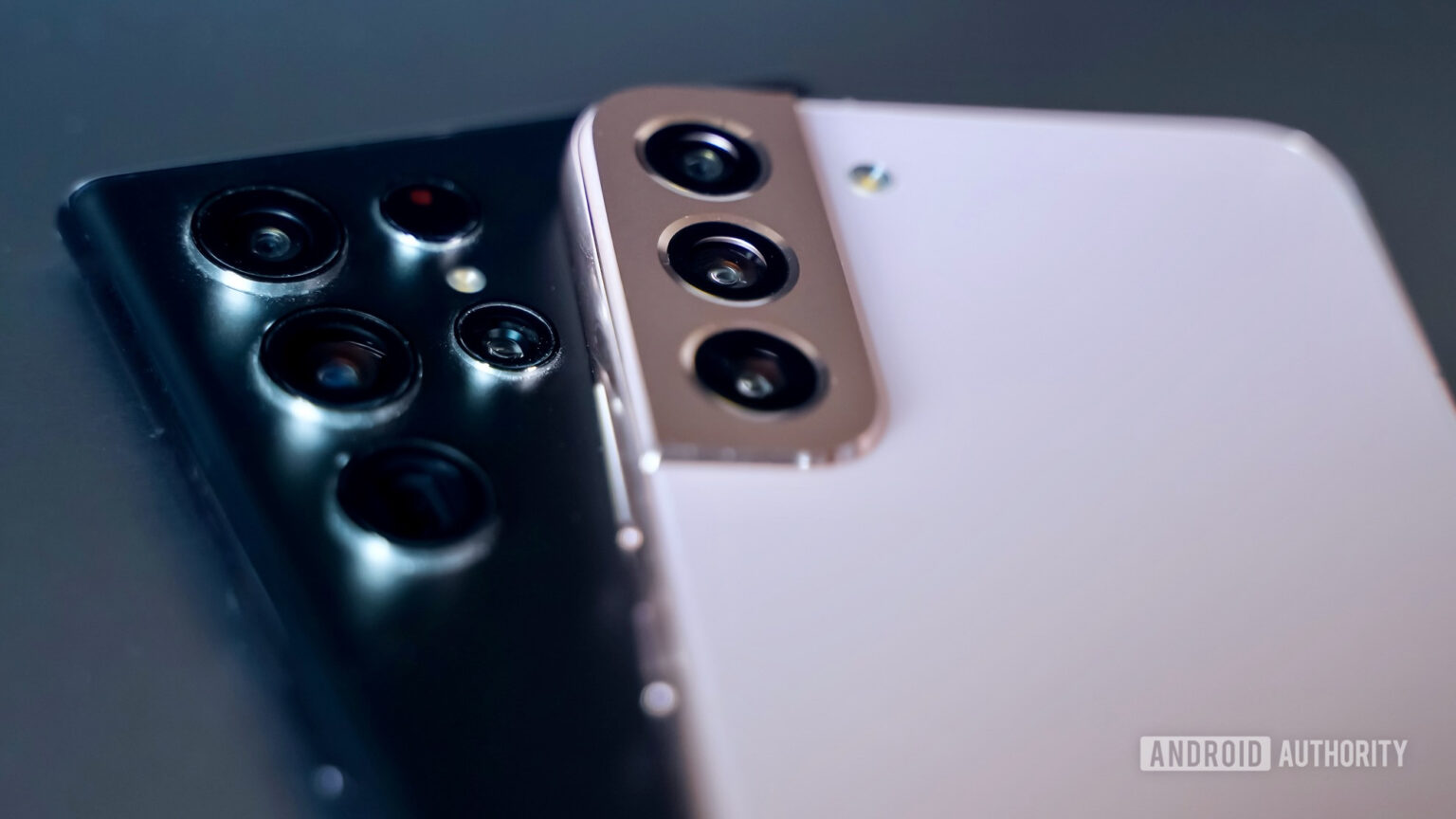 One UI 7 starts arriving early for the Galaxy S22 series and other models