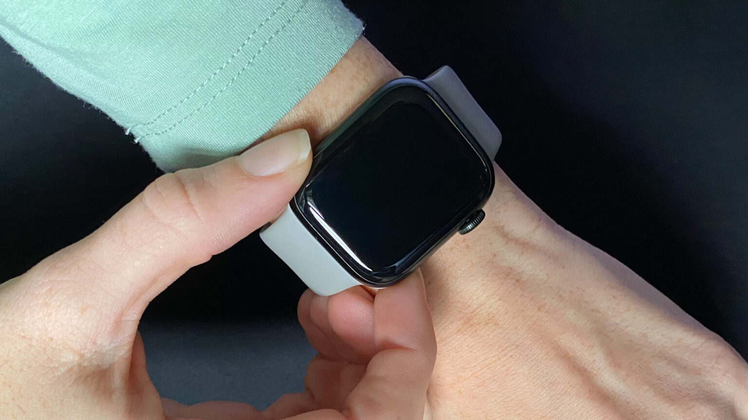 Why won't my Apple Watch turn on? What to do - Android Authority